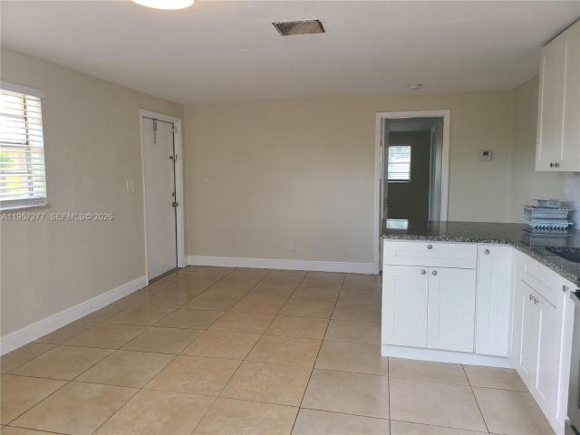 1 BR, 1 BA Apartment 127 Northwest 13th Avenue, Dania Beach, FL 33004