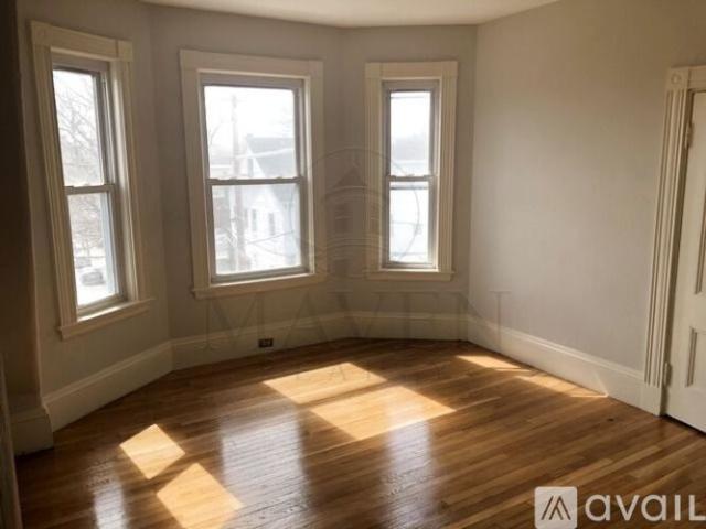 1 BR, 1 BA Apartment 127 Summer St, Unit 3, Somerville, MA 02143