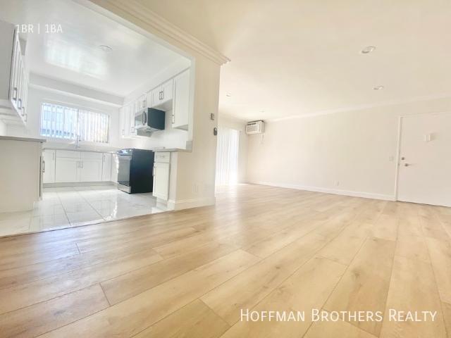 1 BR, 1 BA Apartment 12410 Chandler Blvd, Valley Village, CA 91607