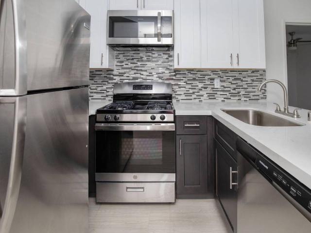 1 BR, 1 BA Apartment 12435 W Jefferson Blvd Unit 309, Los Angeles, CA 90066