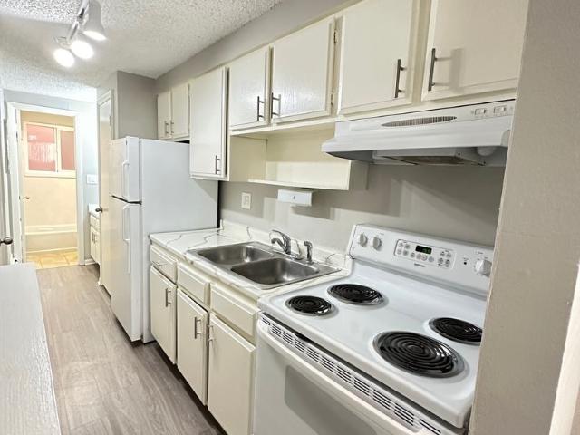 1 BR, 1 BA Apartment 1245 N Lafayette Street, Denver, CO 80218