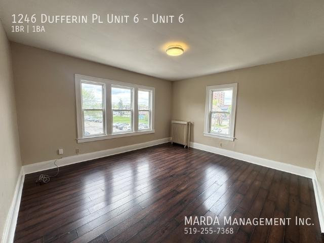 1 BR, 1 BA Apartment 1246 Dufferin Pl Unit 6, Windsor, ON N8X 3K1