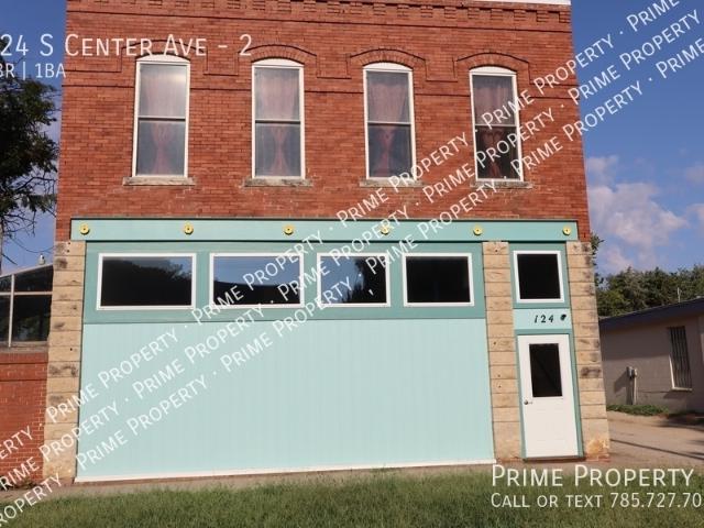 1 BR, 1 BA Apartment 124 S Center Ave, Assaria, KS 67416