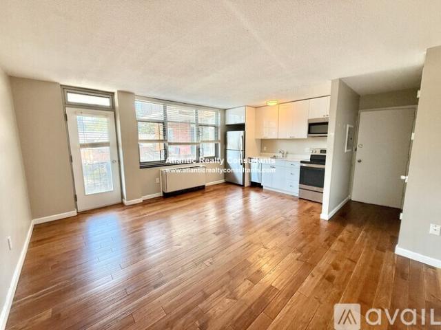 1 BR, 1 BA Apartment 125 Trapelo Rd, Unit 140, Belmont, MA 02478
