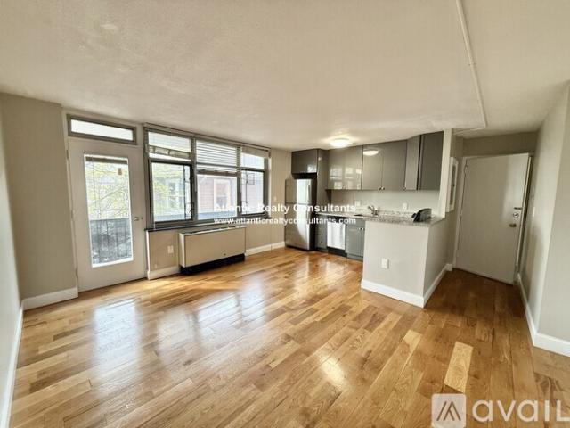 1 BR, 1 BA Apartment 125 Trapelo Rd, Unit 160, Belmont, MA 02478