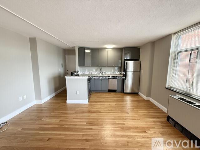 1 BR, 1 BA Apartment 125 Trapelo Rd, Unit 330, Belmont, MA 02478