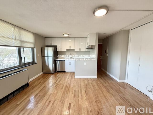 1 BR, 1 BA Apartment 125 Trapelo Rd, Unit 340, Belmont, MA 02478