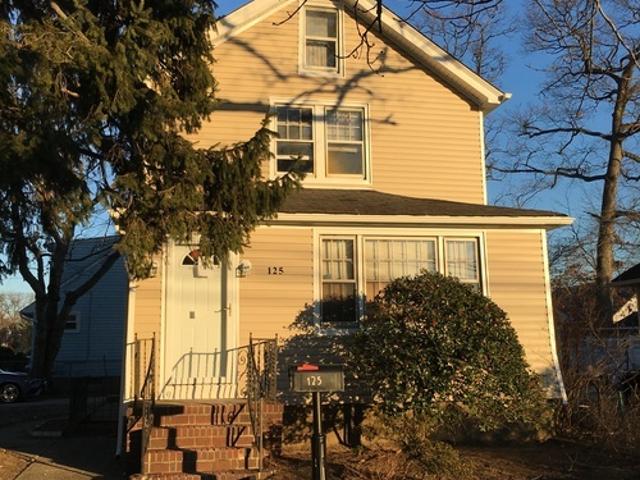 1 BR, 1 BA Apartment 125 East Ave, Unit 2, Valley Stream, NY 11580