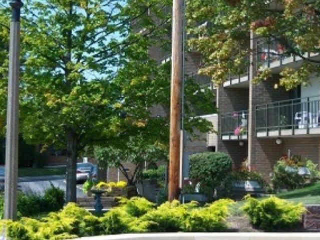 1 BR, 1 BA Apartment 126 W. Church St Somerset, PA 15501