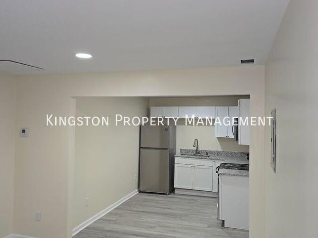 1 BR, 1 BA Apartment 126 E. Main St Carlisle, KY 40311