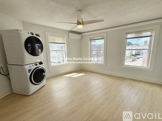 1 BR, 1 BA Apartment 126 Felton St, Unit 201, Waltham, MA 02453