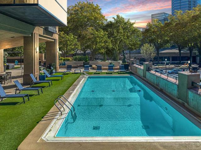 1 BR, 1 BA Apartment 1270 West Peachtree Street Northwest Unit 08F, Atlanta, GA 30309