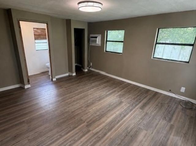 1 BR, 1 BA Apartment 1280 E Harper Ave, Unit B, Maryville, TN 37804