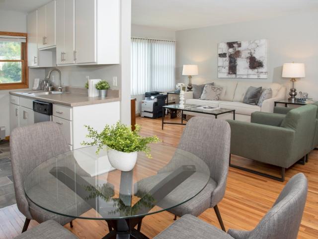 1 BR, 1 BA Apartment 1280 South Davern Street Unit 1280 107, Saint Paul, MN 55116