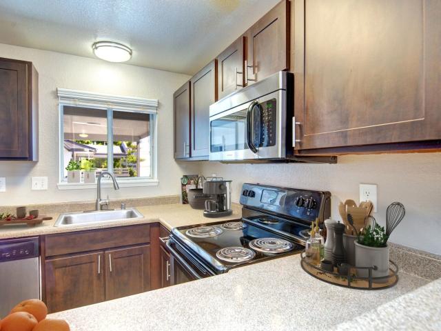 1 BR, 1 BA Apartment 12907 E Gibson Rd Unit B 305, Everett, WA 98204