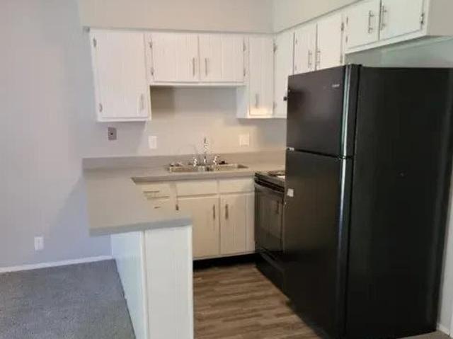 1 BR, 1 BA Apartment 1290 Hatfield Drive Unit 1260, Evansville, IN 47714