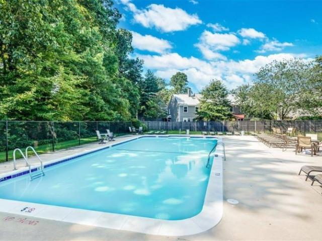 1 BR, 1 BA Apartment 1293 Thom Ct #2a Unit 2D, Annapolis, MD 21403