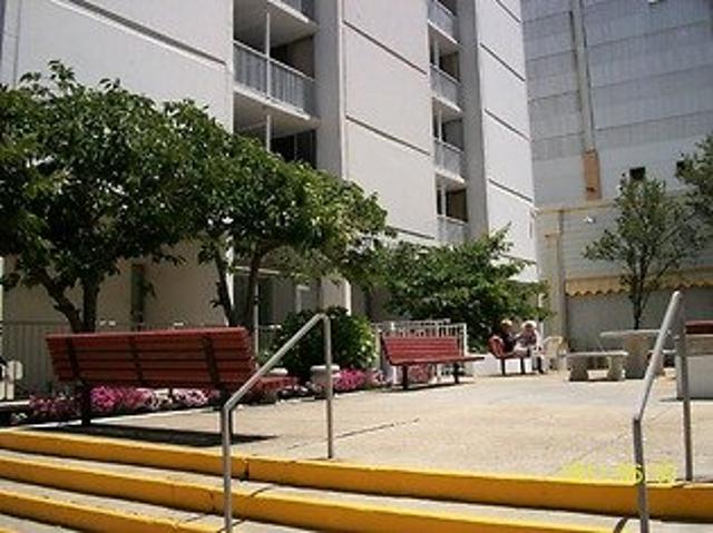 1 BR, 1 BA Apartment 129 S. Virginia Ave Atlantic City, NJ 08401