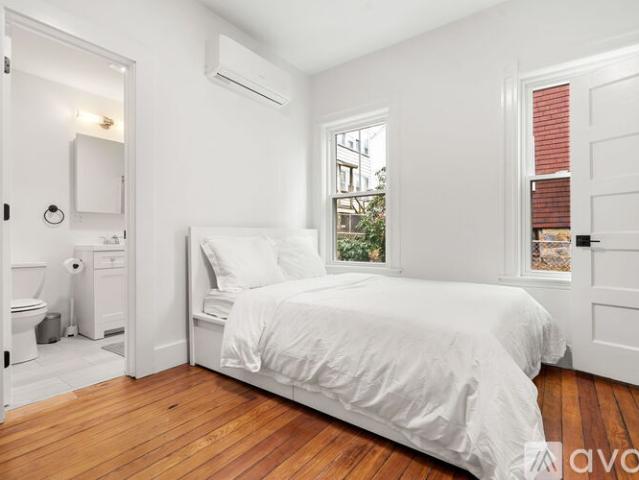 1 BR, 1 BA Apartment 12 Nonantum St, Unit 2, Boston, MA 02135