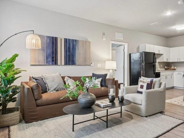1 BR, 1 BA Apartment 1300 North Lancaster Road Unit 209, South Elgin, IL 60177