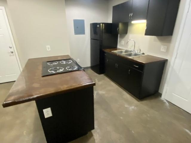1 BR, 1 BA Apartment 1300 South 11th Street Unit 027, Saint Joseph, MO 64503