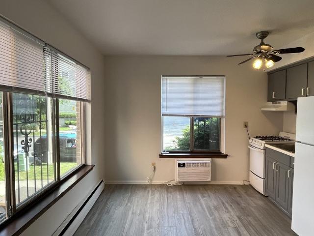 1 BR, 1 BA Apartment 1302 North Astor Street Unit 03, Milwaukee, WI 53202