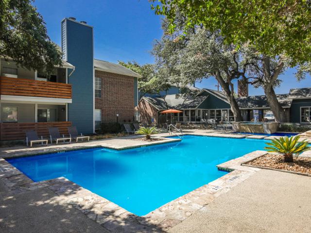 1 BR, 1 BA Apartment 13030 Blanco Road Unit 11 1112, San Antonio, TX 78216
