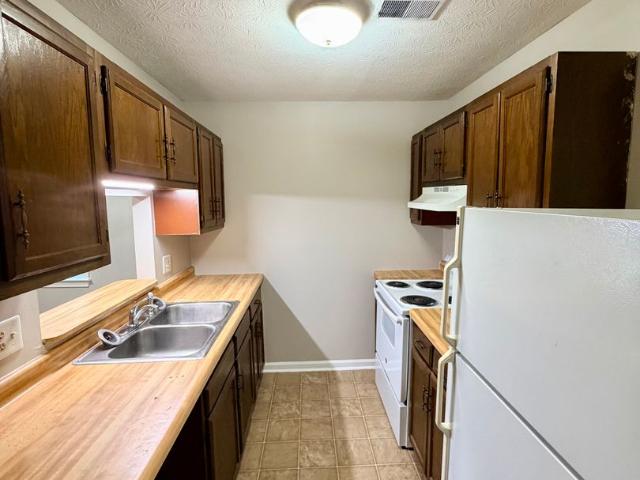 1 BR, 1 BA Apartment 130 Macey Boulevard, Versailles, KY 40383