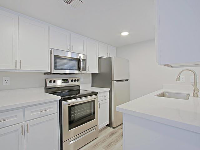 1 BR, 1 BA Apartment 130 N 56th Street Unit 211, Mesa, AZ 85205
