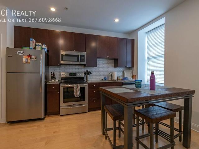 1 BR, 1 BA Apartment 1311 Spruce Street, Philadelphia, PA 19107