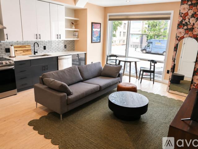 1 BR, 1 BA Apartment 1312 13 Th Street Northwest, Unit Unit 2, Washington, DC 20005