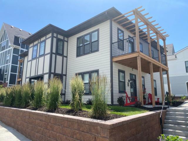 1 BR, 1 BA Apartment 13178 Lincoln Rd Unit 101 Unit 10428 S. 131st Street Unit 101 A740 Ranch w/Covered Porch 4P, La Vista, NE 68128