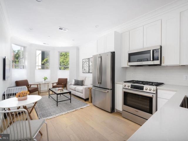 1 BR, 1 BA Apartment 1317 11th St NW, Washington, DC 20001