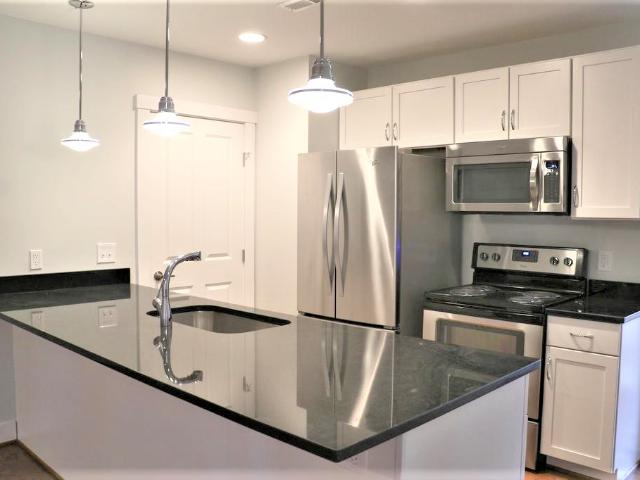 1 BR, 1 BA Apartment 1317 1319 Republic St. Unit 17 4A, Cincinnati, OH 45202
