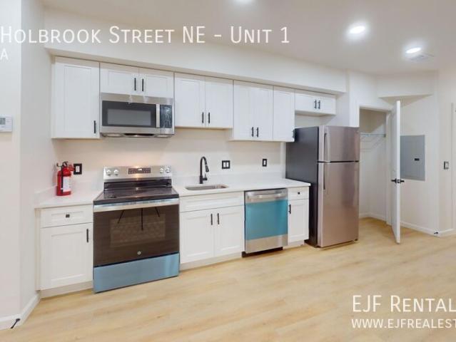 2 BR, 1 BA Apartment 1318 Holbrook Street NE, Washington, DC 20002