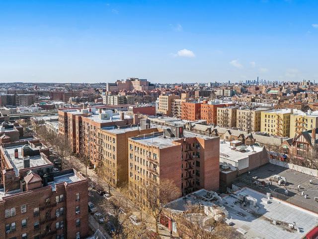 1 BR, 1 BA Apartment 131 05 40th Road, FLUSHING, NY 11354