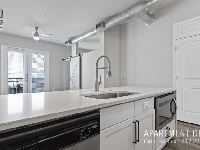 1 BR, 1 BA Apartment 13208 Briar Forest DrÂ, Houston, TX 77077
