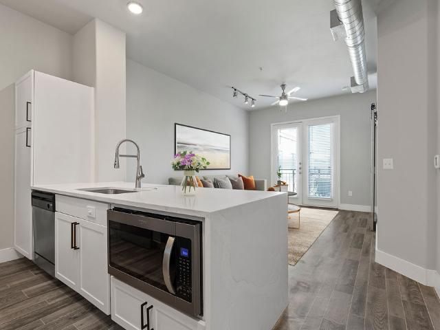 1 BR, 1 BA Apartment 13202 Briar Forest Drive Unit 4170, Houston, TX 77077
