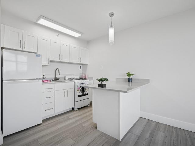 1 BR, 1 BA Apartment 1320 West Somerville Avenue Unit 0111, Philadelphia, PA 19141