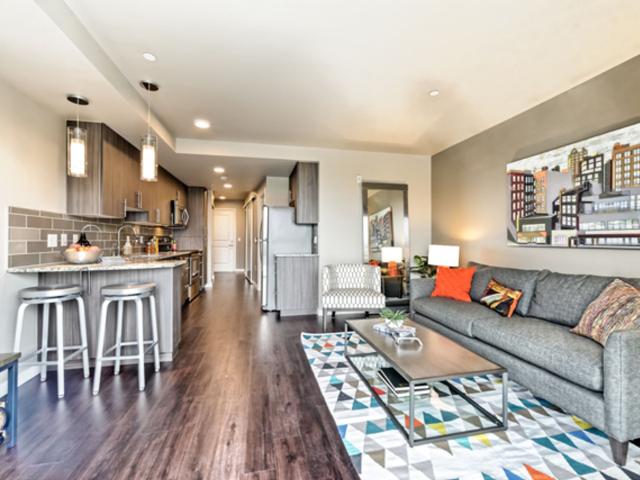 1 BR, 1 BA Apartment 1321 E John Street, Seattle, WA 98102