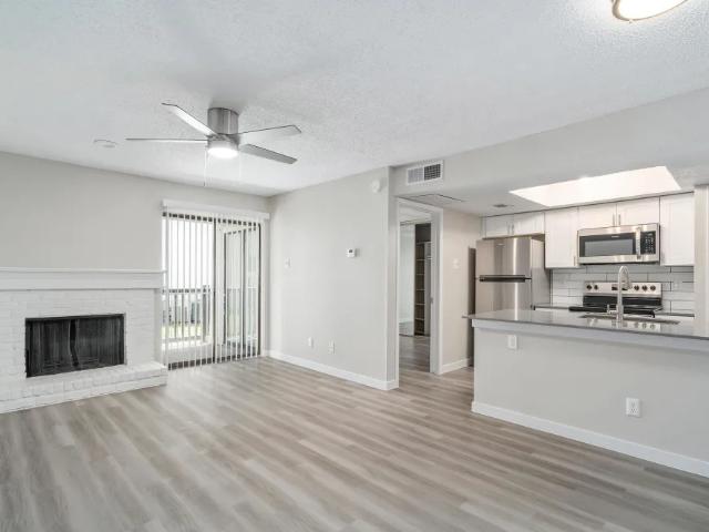 1 BR, 1 BA Apartment 13250 Emily Rd Unit 819, Dallas, TX 75240
