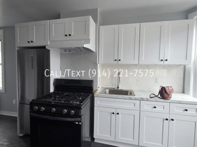 1 BR, 1 BA Apartment 132 Willow St, Yonkers, NY 10701