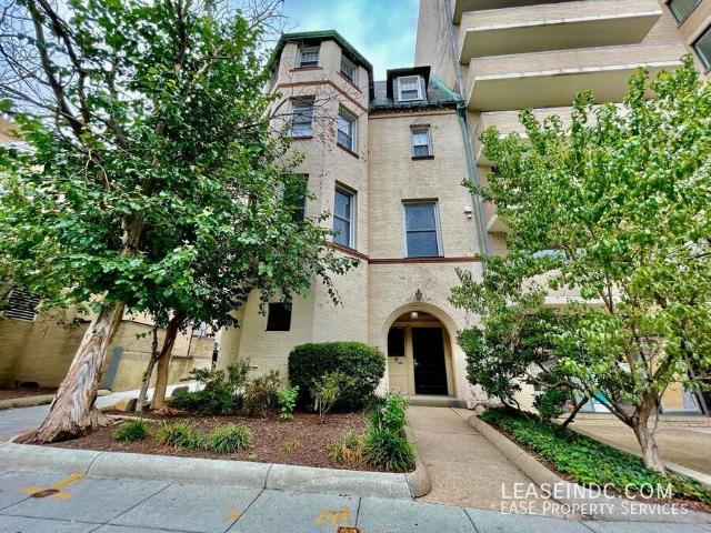 1 BR, 1 BA Apartment 1331 18th Street NW, Washington, DC 20036