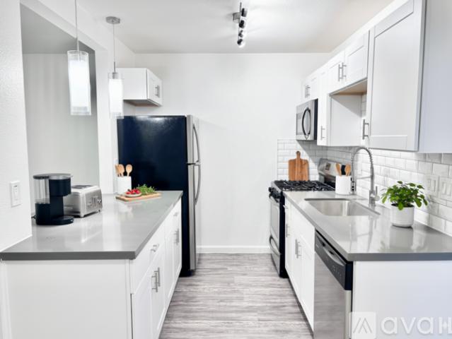1 BR, 1 BA Apartment 137 E Coronado Rd, Unit 4, Phoenix, AZ 85004