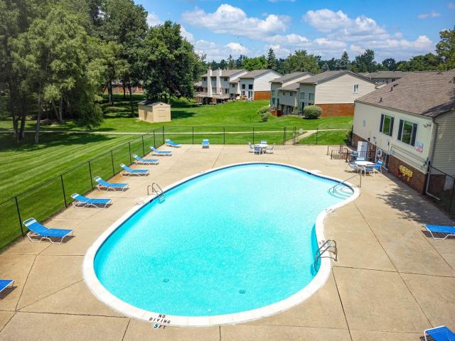 1 BR, 1 BA Apartment 1340 Briarwood Drive Unit 12 01, Waterford, MI 48327