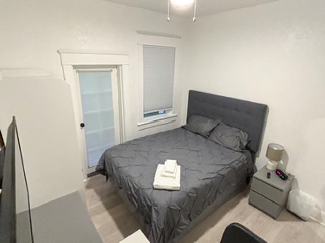 4 BR, 1 BA Apartment 1343 C St, Unit 9B, San Diego, CA 92101