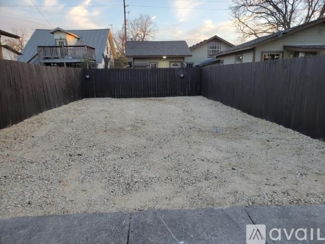 1 BR, 1 BA Apartment 134 Albert St, Unit A, San Antonio, TX 78207
