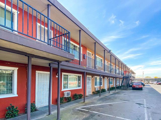 1 BR, 1 BA Apartment 1350 Crowley Lane Unit 3 1350 38, Fairfield, CA 94533
