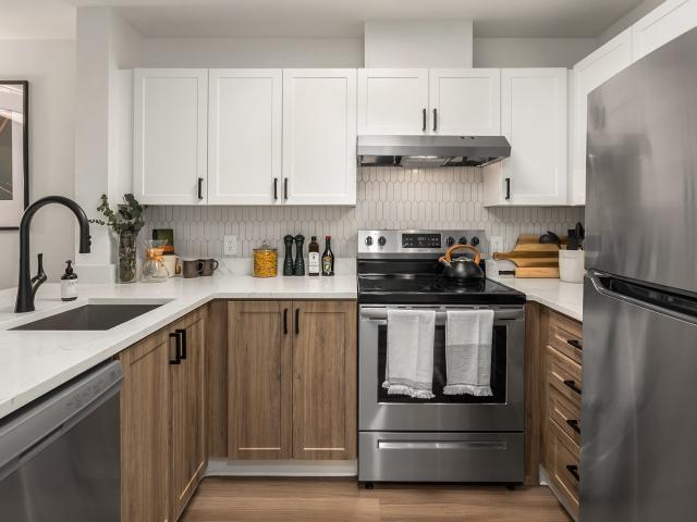 1 BR, 1 BA Apartment 13530 Linden Avenue North Unit 119, Seattle, WA 98133