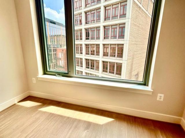 1 BR, 1 BA Apartment 1355 17th Street Northwest Unit 304, Washington, DC 20036